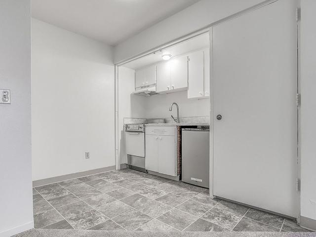 2200 E. Mill Plain Blvd Units 1 10 Studio Apartment for Rent at 2200 E Mill Plain Blvd, Vancouver, WA 98661 Central Park