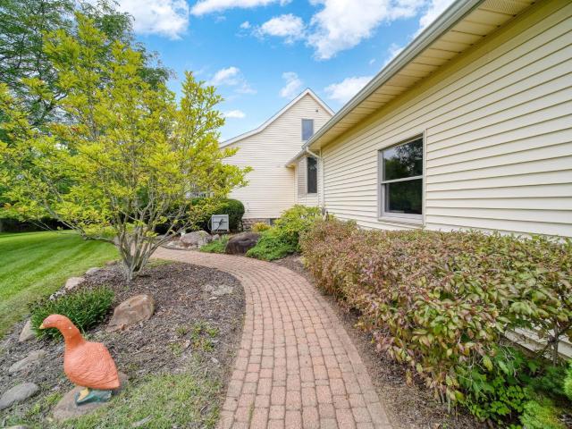 2200 E Munger Road