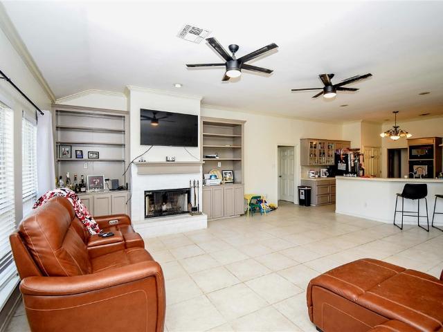 2200 Gabriel Court