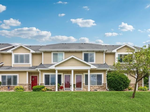 2200 Hart Ave Apt 2, Des Moines, IA 50320