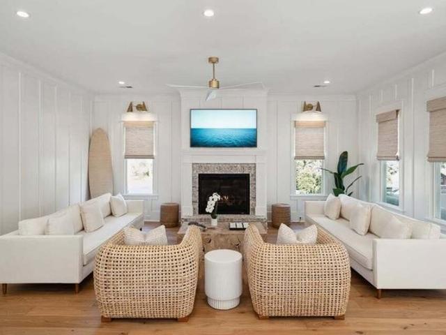 2200 Hartnett Blvd, Isle of Palms, SC 29451