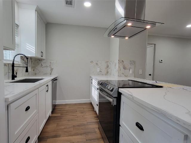 2200 Joe Rushing Lane