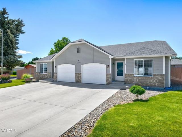 2200 Lila Ave, Yakima, WA 98902