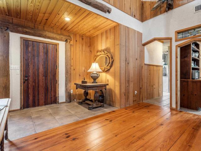 2200 Ponderosa Trail