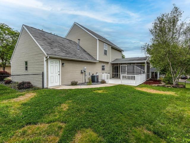 2200 S Sweetbriar Court