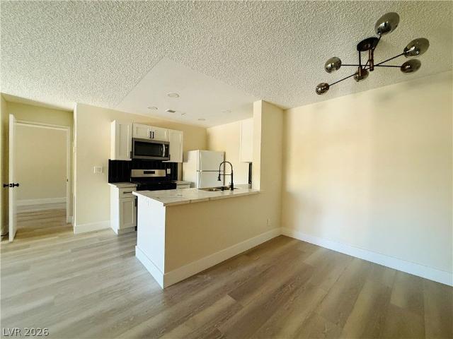 2200 South Fort Apache Road 2095, Las Vegas, US, NV