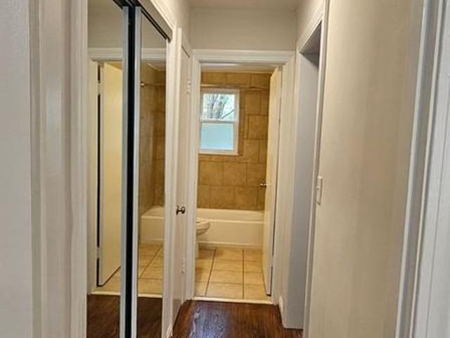 2200 Speed Ave. 1 Bedroom Apartment for Rent at 2200 Speed Ave, Louisville, KY 40205 Highlands Douglass