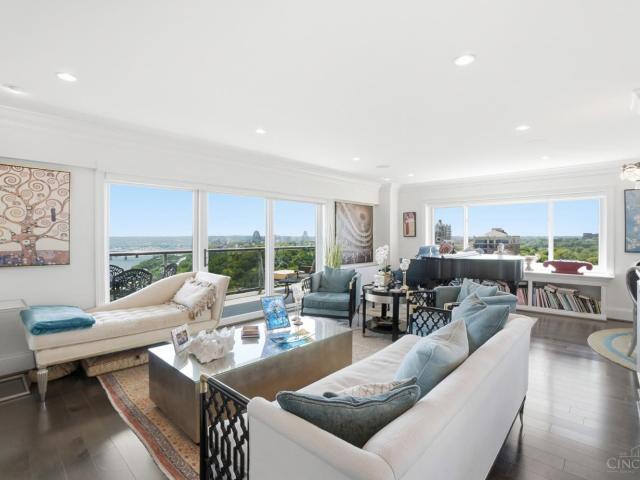 2200 Victory Parkway