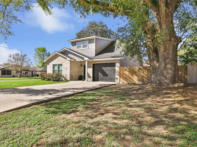 2201 Maple St, Liberty, TX 77575 | MLS #48351