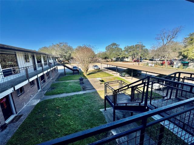 2201 N Grand Blvd, Unit 4, Pearland, TX 77581 | MLS #17169 | Compass