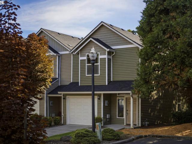 2201 NE 140TH ST