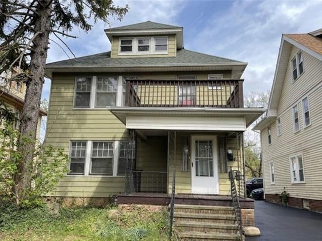 2201 Oakdale Rd, Cleveland Heights, OH 44118