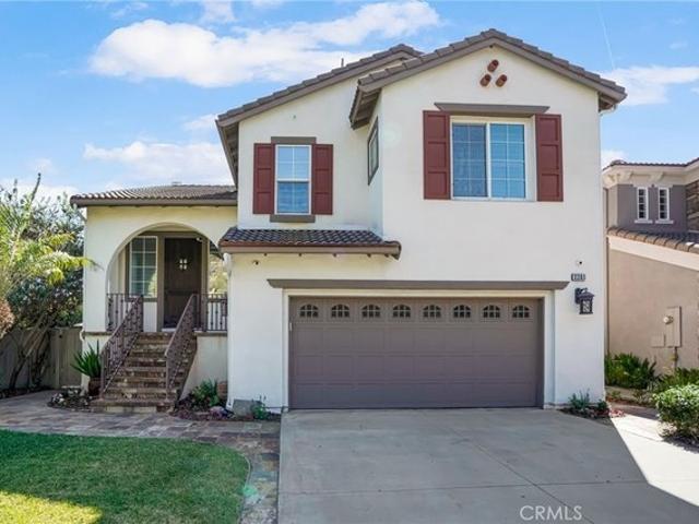 2201 Bay View Dr, Signal Hill, CA 90755