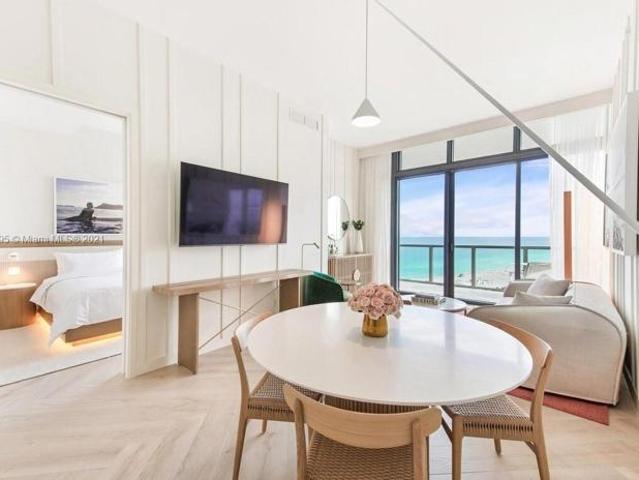 2201 Collins Ave #1409 Miami Beach, FL 33139