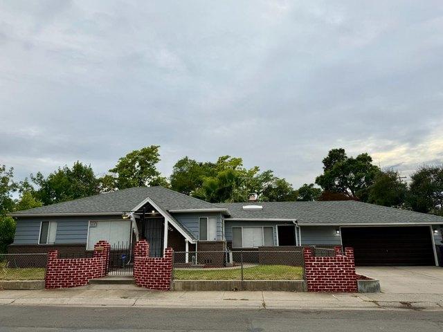 2201 Edgewater Rd, Sacramento, CA 95815