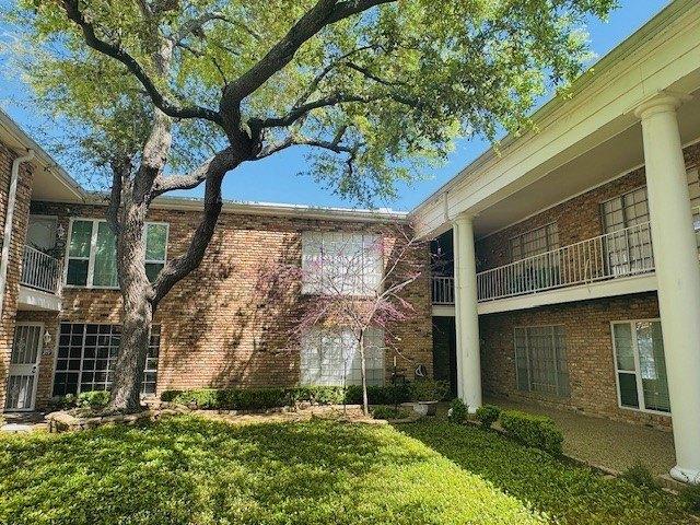 2201 Fountain View Dr Apt 40F, Houston, TX 77057