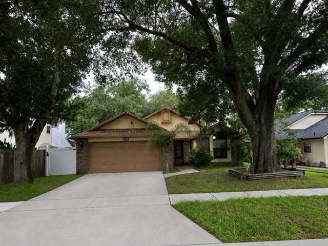 2201 Grasmere Dr, Apopka, FL 32703