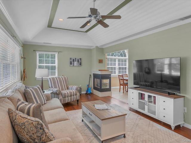 2201 Pebble Beach Path 2201