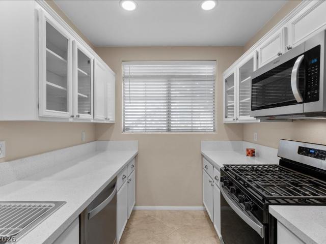 2201 Ramsgate Dr, Unit 818, Henderson, NV 89074 | MLS #2800