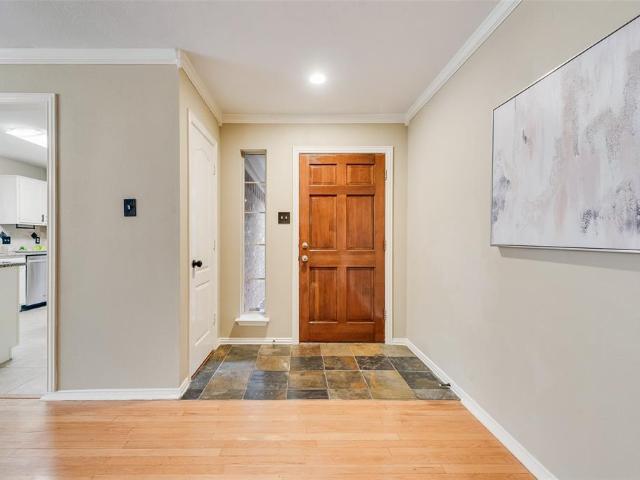 2201 Ridgewood Drive