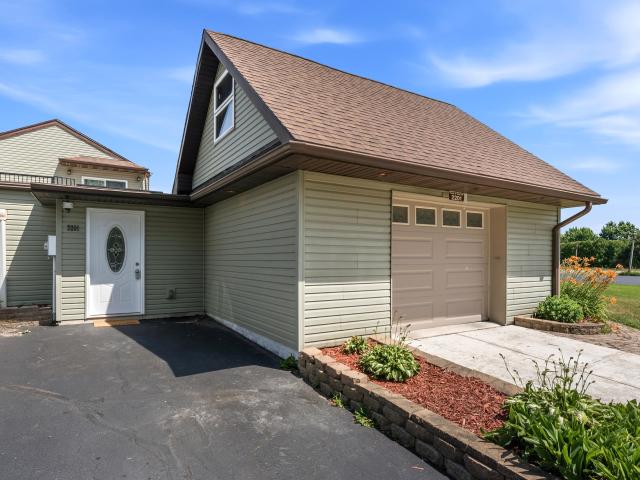 2201 Stonecroft Dr, Unit 2203