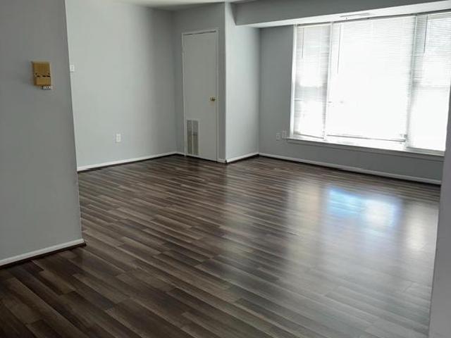 2201 Strahle Street # C302