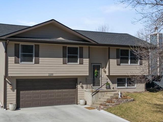 2201 SW 16th St, Lincoln, NE 68522