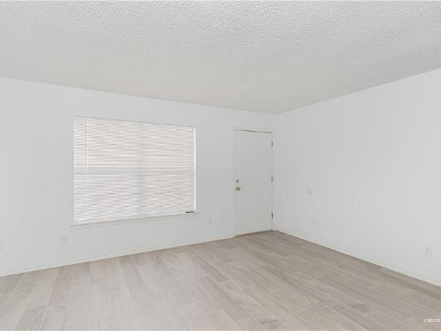 2201 S Jackson Road 31M