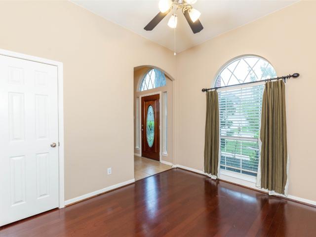 2201 Signal Hill Dr, Pearland, TX 77584 | MLS #69006