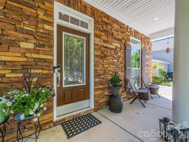 2201 Trading Ford Drive