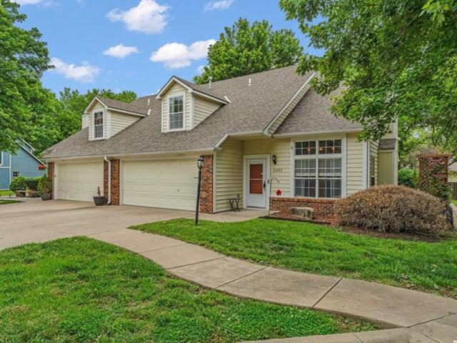 2201 Vail Way, Lawrence, KS 66047