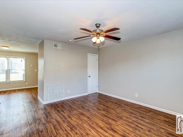2201 Walden Drive 2 Bedroom Apartment for Rent at 2201 Walden Drive, Augusta, GA 30904 Highland Park