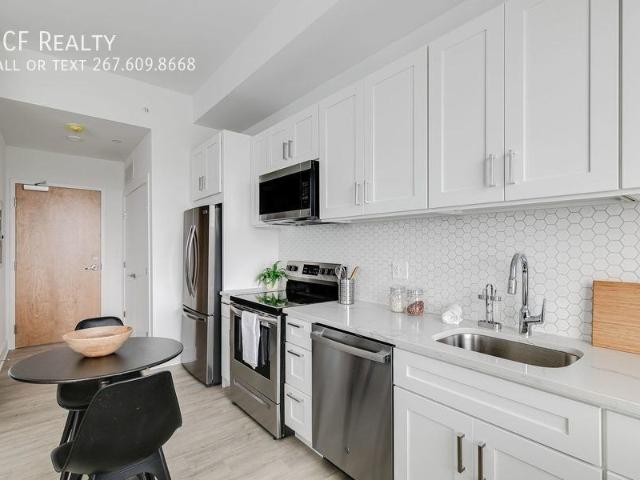 2201 Washington Ave Washington Flats I 1 Bedroom Apartment for Rent at 2201 Washington Ave, Philadelphia, PA 19146 Graduate Hospital