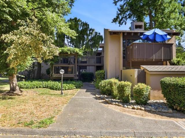 2201 Woodside Ln Unit 1, Sacramento, CA 95825