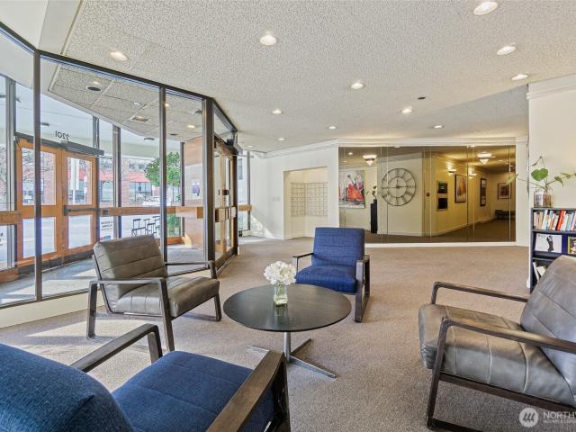 2201 3rd Avenue # 1106