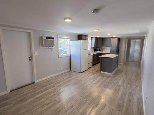 2201U S Highway 41, Ruskin, FL 33570