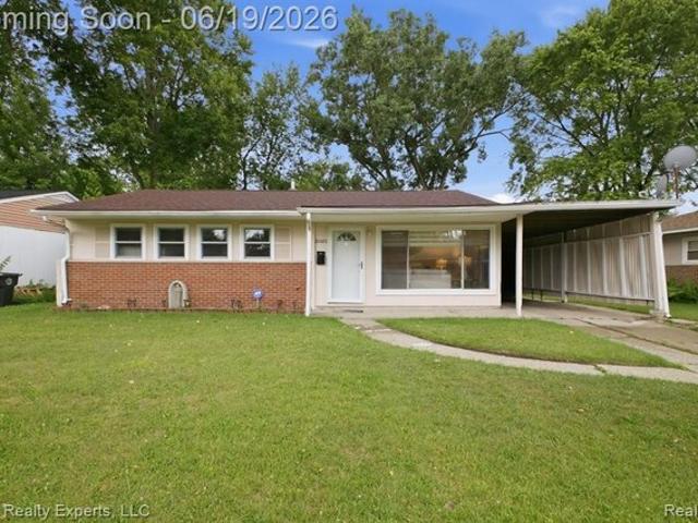 22020 Jerome St, Oak Park, MI 48237