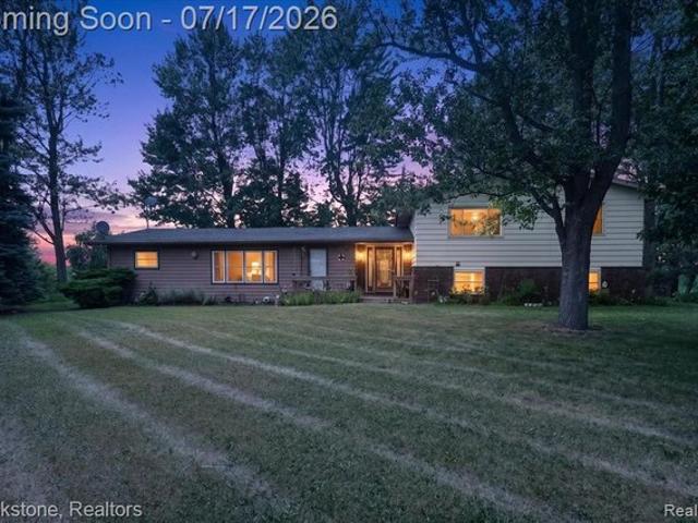 22025 Lakefield Rd, Lakefield Township, MI 48637