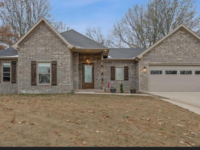 2202 N 29th St, Paragould, AR 72450