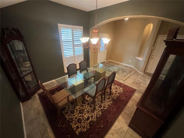 2202 Narrow Glen Pkwy