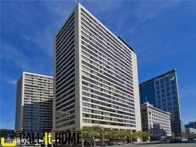 2202 American Towers South