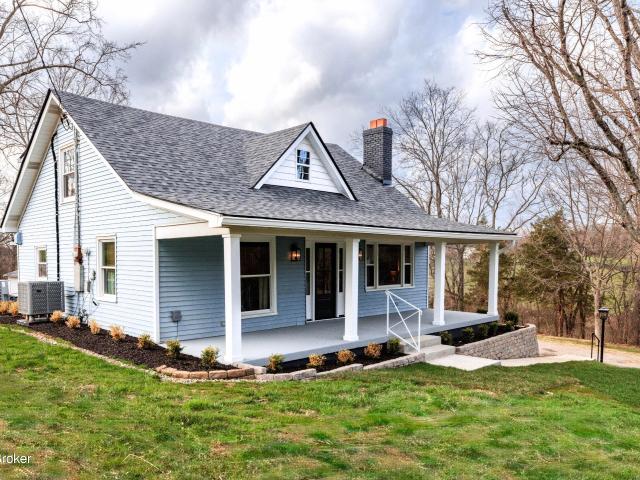 2202 Clark Station Rd