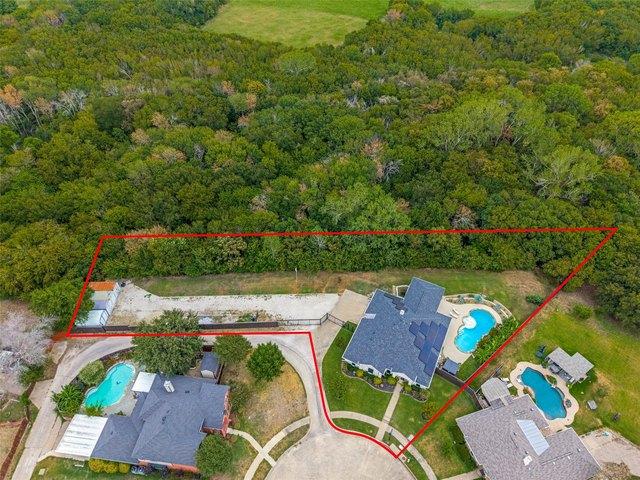 2202 Country Hollow Ln, Garland, TX 75040
