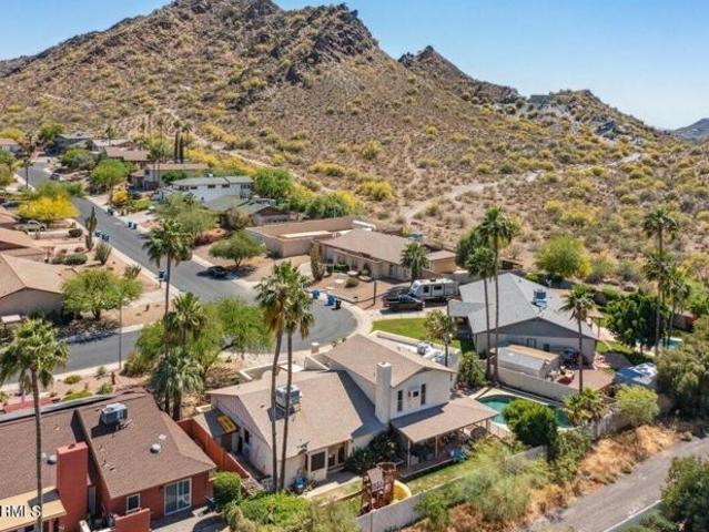 2202 E Sunnyside Dr, Phoenix, AZ 85028