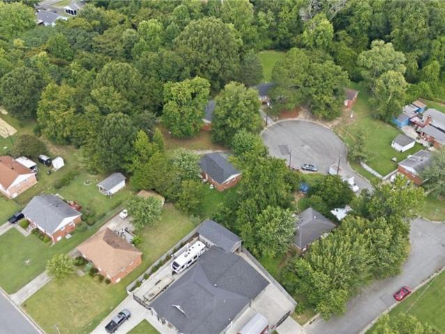 2202 Jolson Court