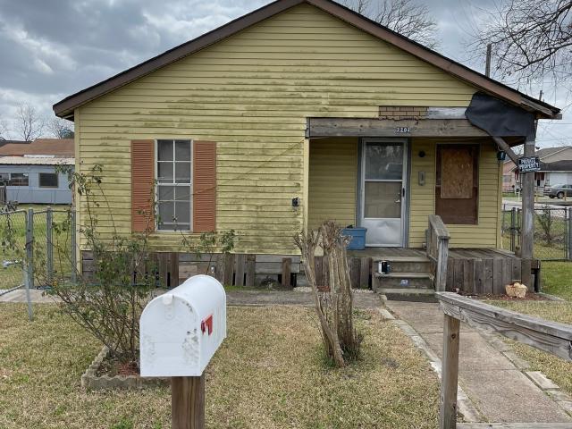 2202 Jones Road