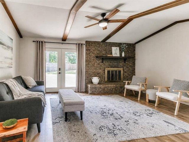 2202 Louise Ln, Norman, OK 73071