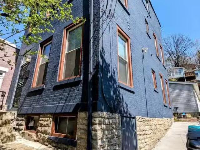2202 Ravine Street, Cincinnati, OH 45219