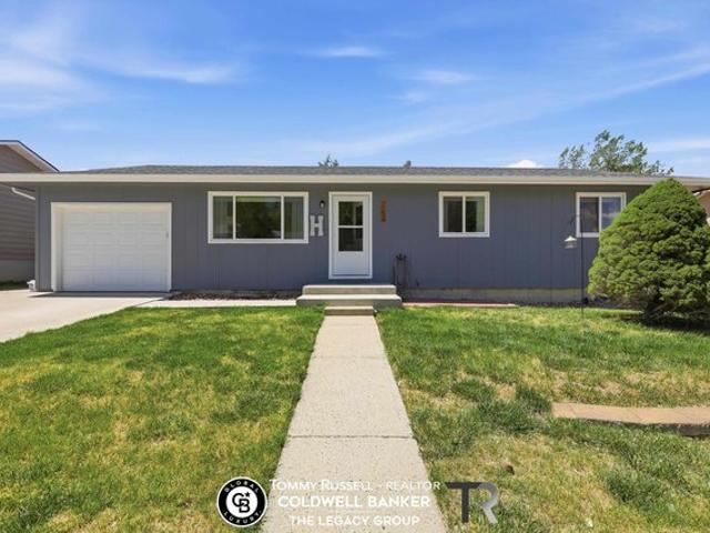 2202 Thorndike Ave, Casper, WY 82601