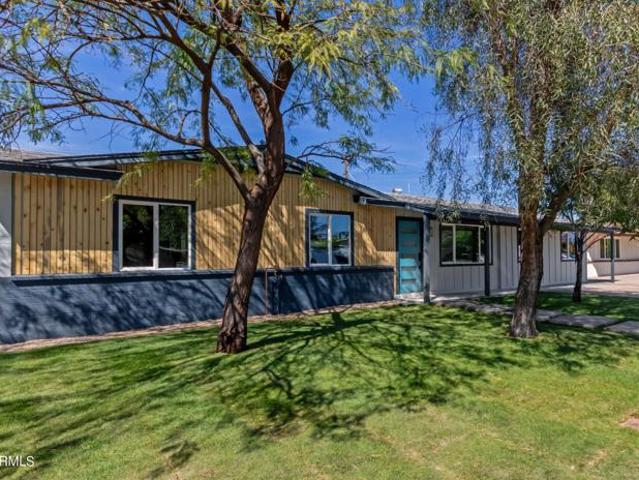 2202 W Berridge Ln, Phoenix, AZ 85015